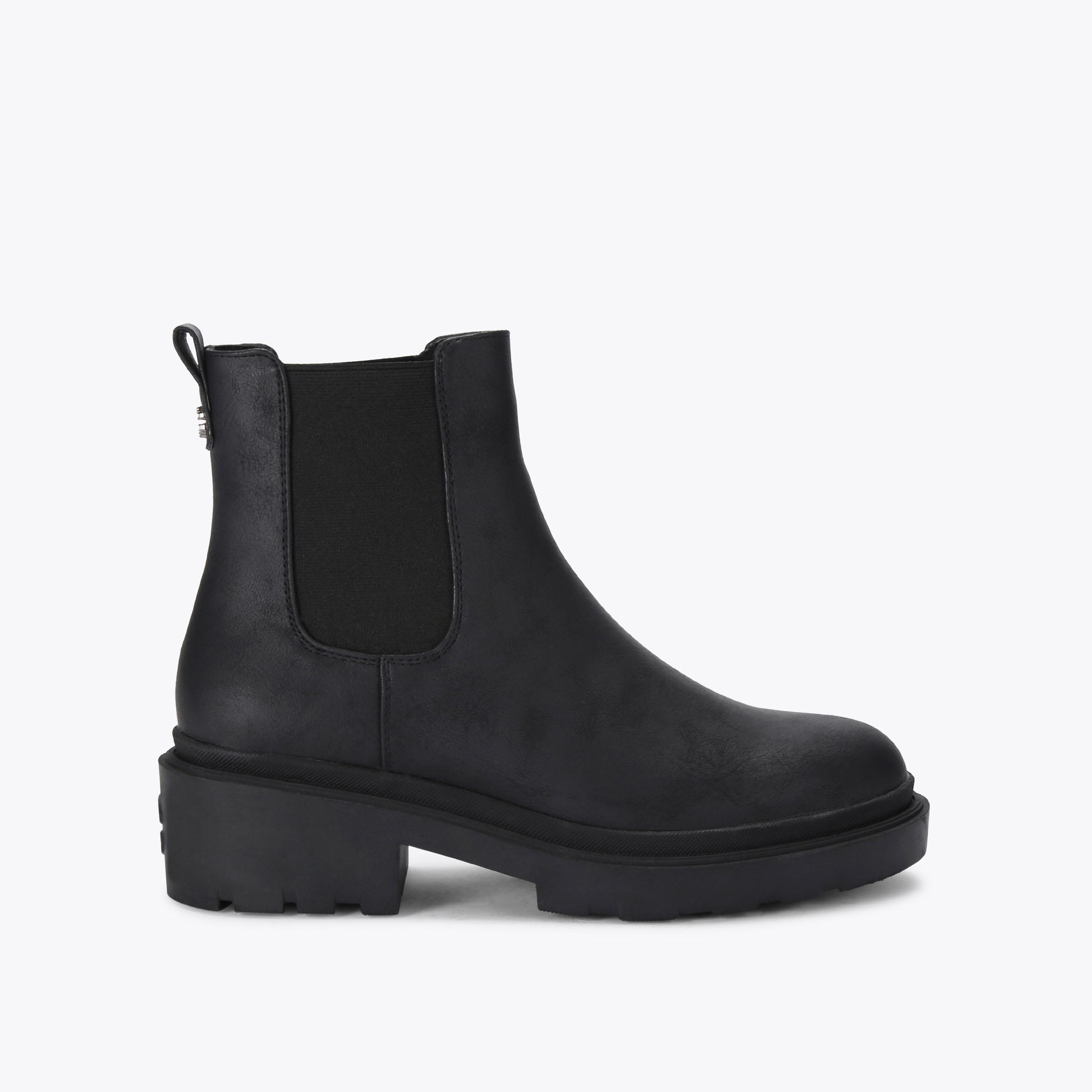 BOULDER CHELSEA Black Chelsea Boots by CARVELA