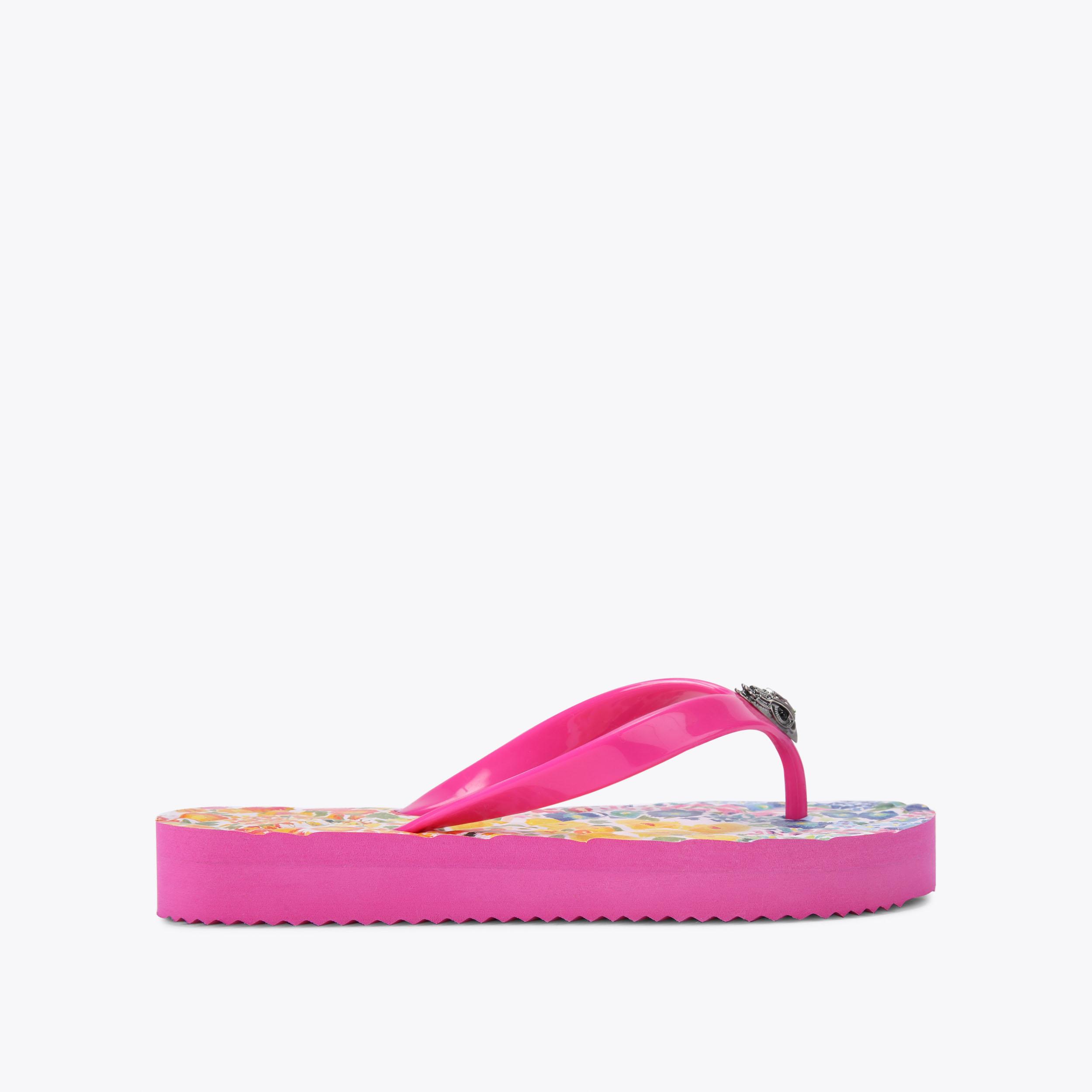 FC KENSINGTON FLIP FLOP Slip On Flip Flop by KURT GEIGER LONDON